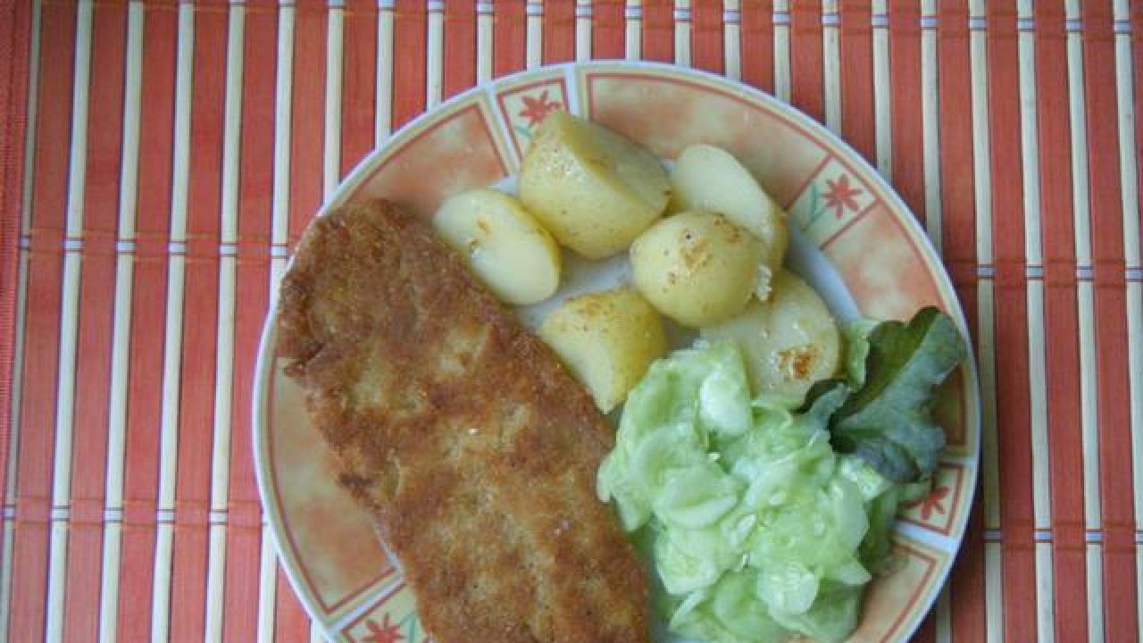 Przepis - Filet z mintaja w przyprawach i panierce przepis - Gotujmy.pl