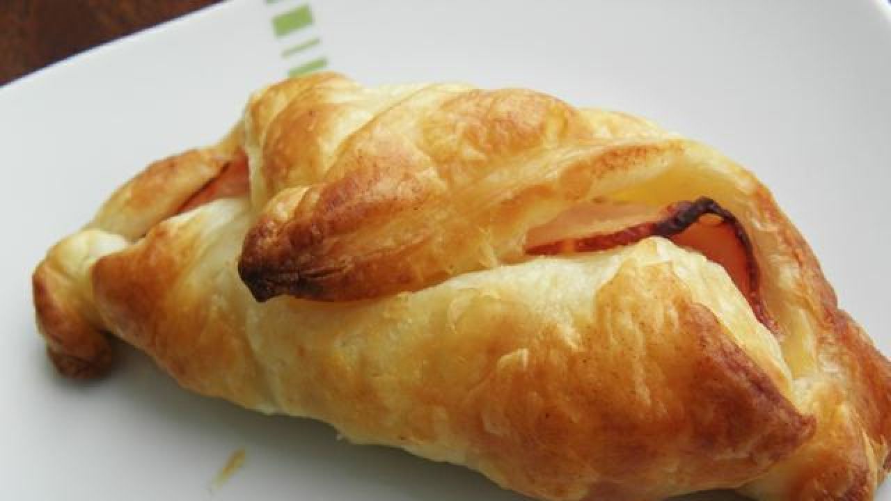 Przepis - Francuski rogalik przepis - Gotujmy.pl