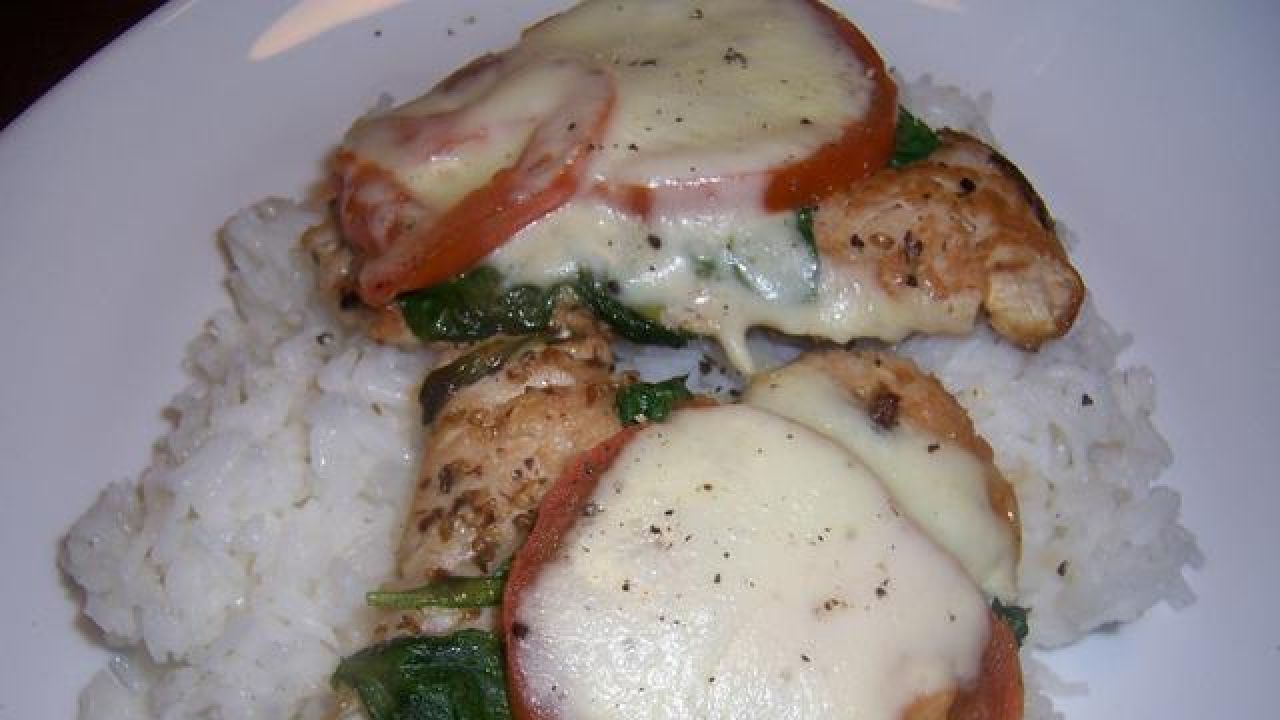 Przepis - Indyk pod kolorowym kocykiem przepis - Gotujmy.pl