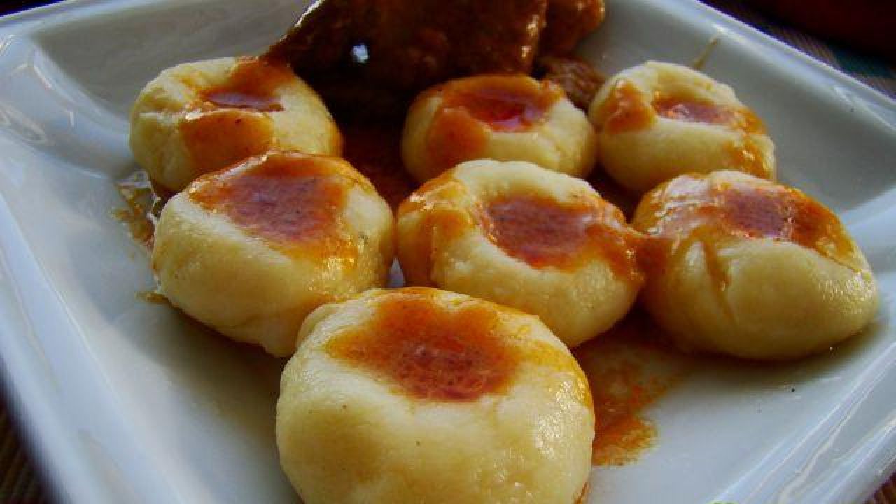 Przepis - Leniwce z dziurką przepis - Gotujmy.pl