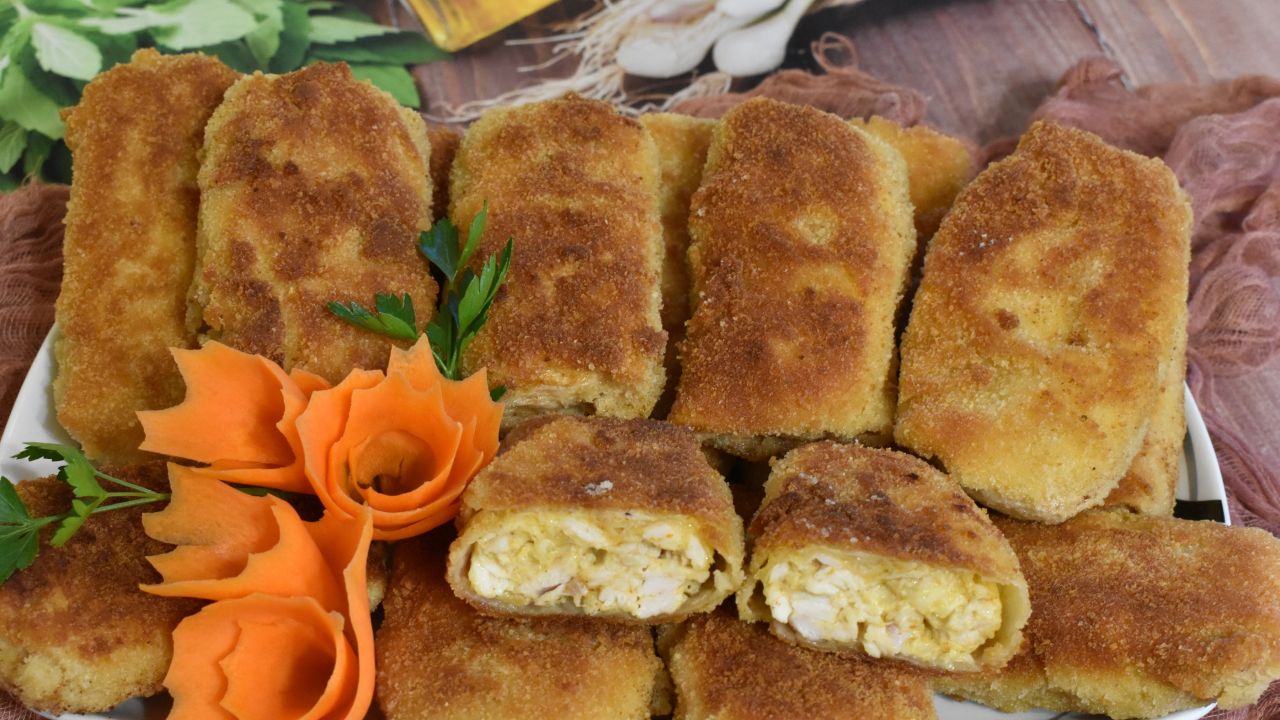 Przepis - Oblaty z kurczakiem przepis - Gotujmy.pl