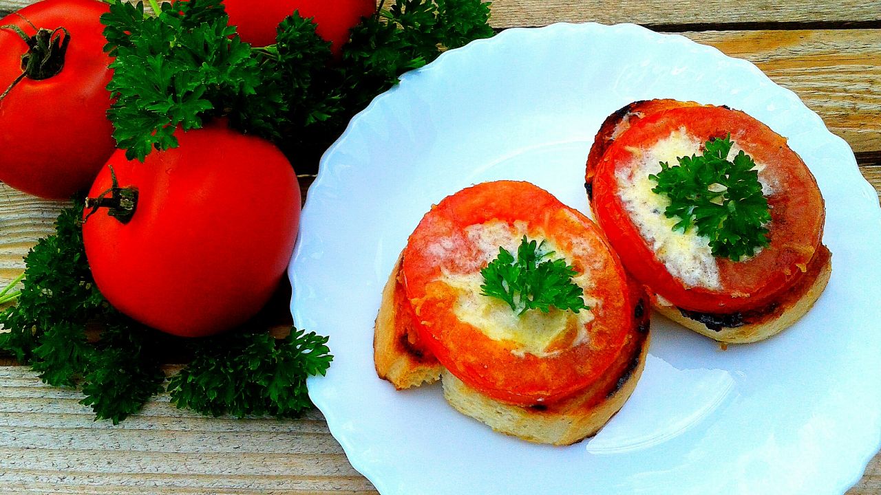 Przepis - Pomidory smażone w stylu pensylwańskim przepis - Gotujmy.pl