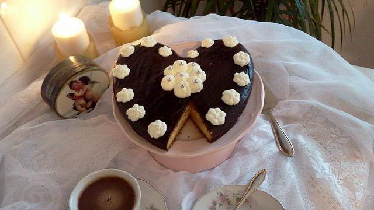 Przepis - Prosty placek pomarańczowy przepis - Gotujmy.pl