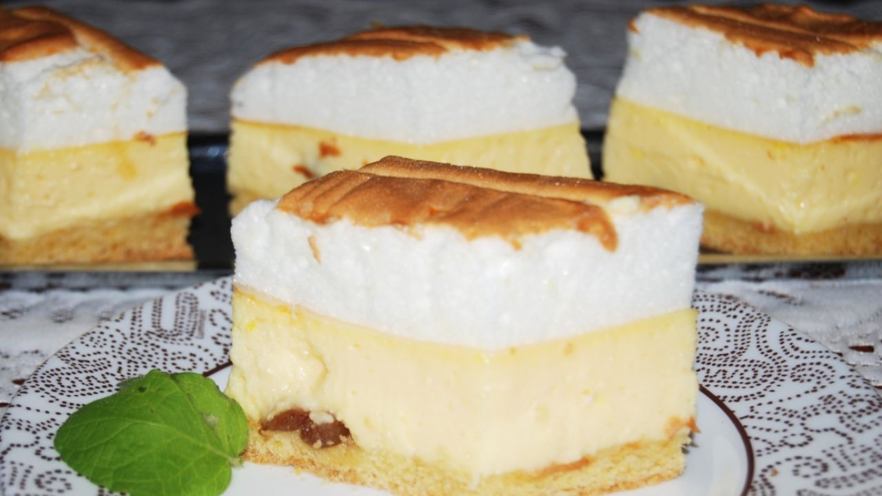 Przepis - Pyszny sernik z rosą przepis - Gotujmy.pl