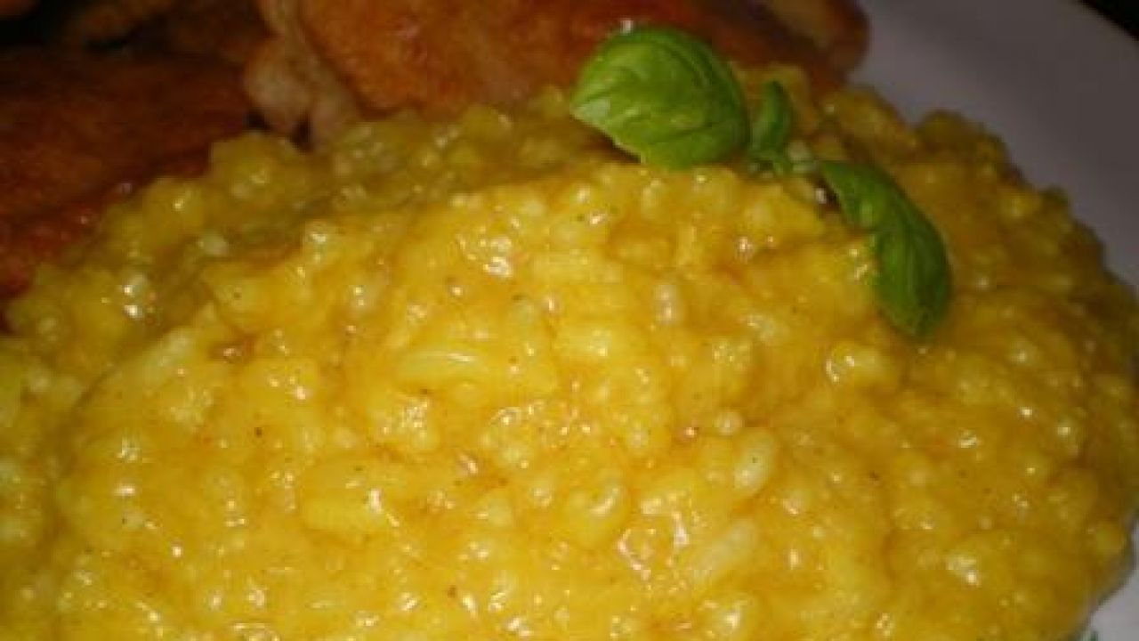 Przepis - Ryż curry przepis - Gotujmy.pl