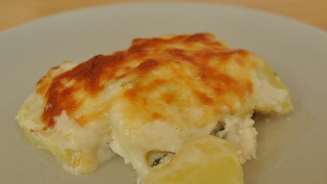 Przepis - Surogat pierogów ruskich przepis - Gotujmy.pl