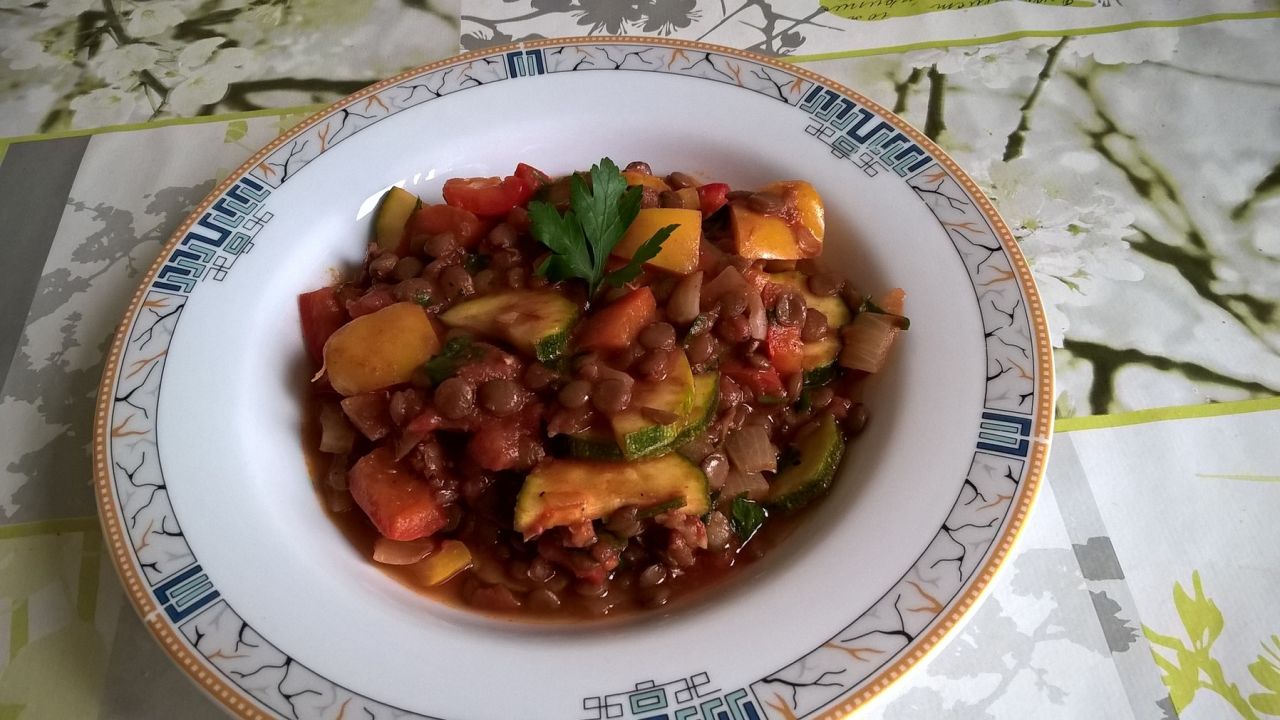 Przepis - Tadżin warzywny przepis - Gotujmy.pl