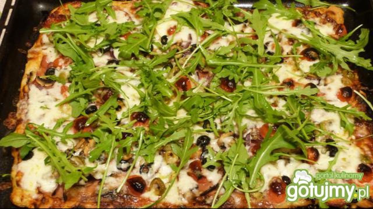 Przepis - Włoska pizza 4 przepis - Gotujmy.pl