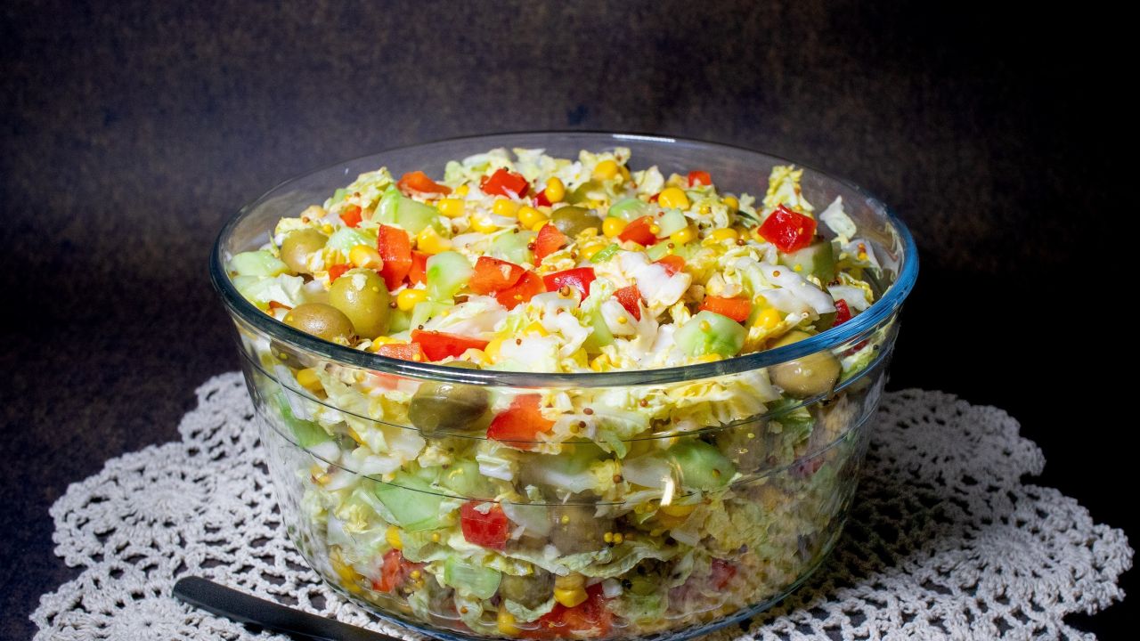 Przepis - Zimowa surówka przepis - Gotujmy.pl