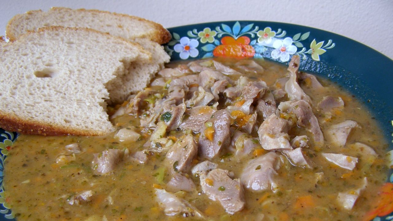 Przepis - Żołądki z kurczaka a`la flaczki przepis - Gotujmy.pl