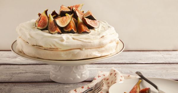 Beza francuska na Tort Pawłowej - Gotujmy.pl