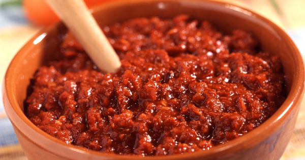 Czym jest harrisa i jak ją stosować? - Gotujmy.pl