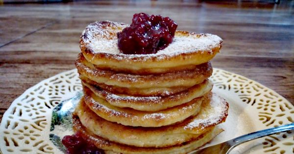 Przepis - Placki z serka wiejskiego przepis - Gotujmy.pl