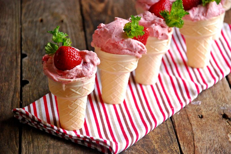 Przepis Lody Truskawkowo Jogurtowe Przepis Gotujmy pl Przepis Lody Truskawkowo Jogurtowe Przepis Gotujmy pl