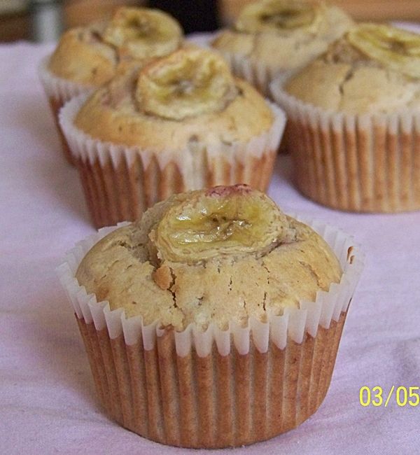 Przepis - Muffinki bananowe przepis - Gotujmy.pl Przepis - Muffinki bananowe przepis - Gotujmy.pl