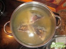 Przepis - Zupa rybna z głów karpia przepis - Gotujmy.pl